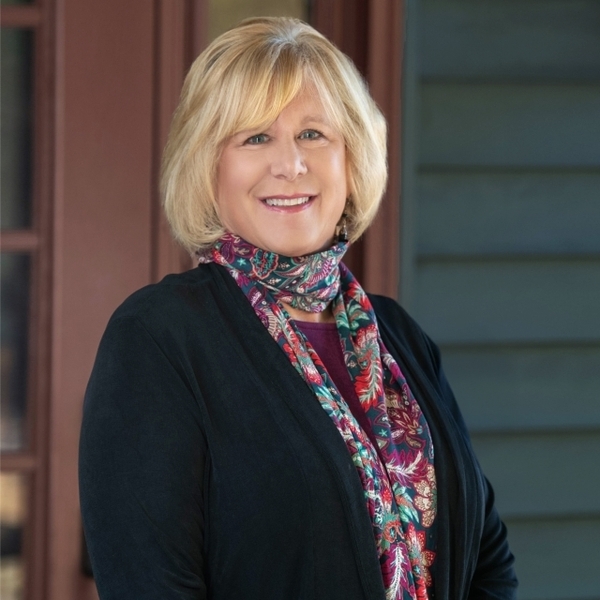 Our Associates | , Akron OH | Wells Fargo Advisors